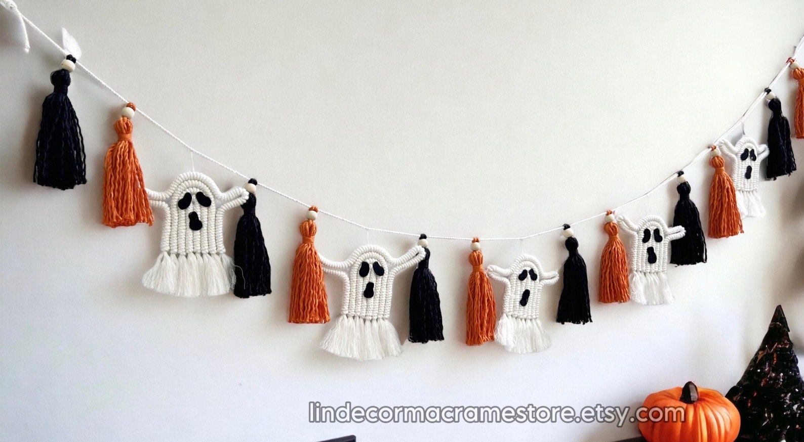 Macrame Ghost Halloween Decor, Halloween Ghost Garland, Garland for ...