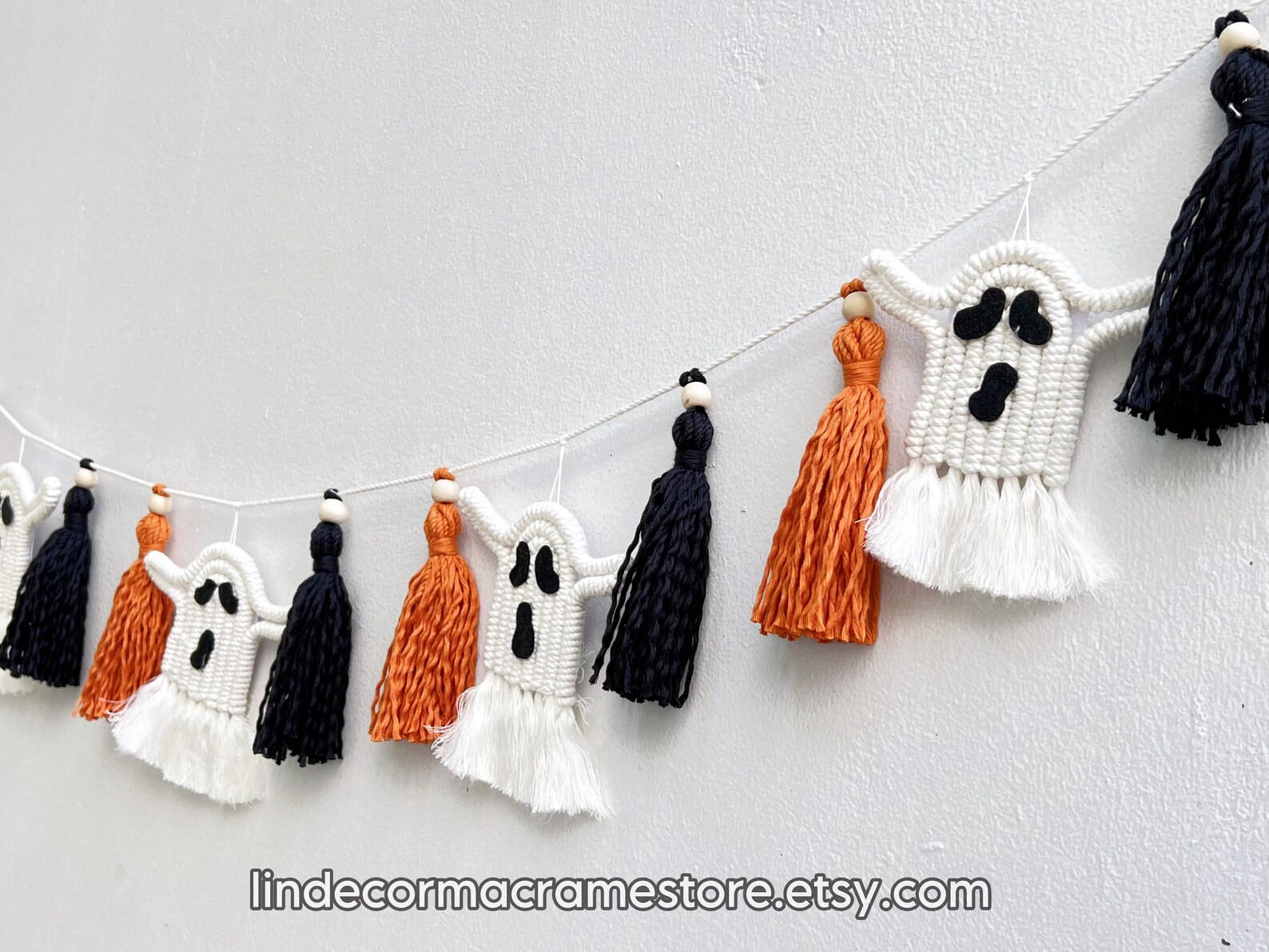 Macrame Ghost Halloween Decor, Halloween Ghost Garland, Garland for ...