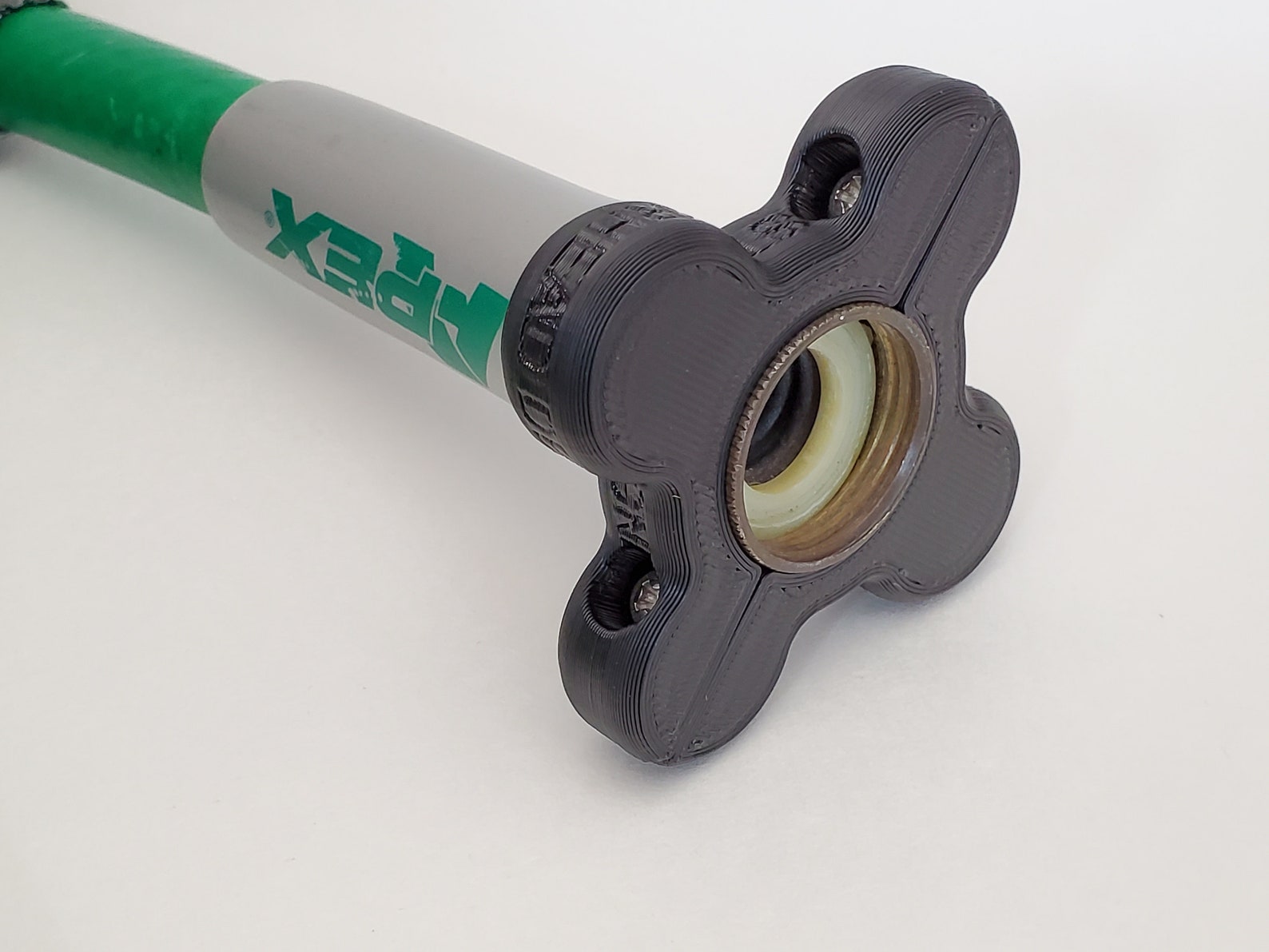 Garden Hose Grip for Round 3/4" Female Swivel Connector, Makes It Easy ...