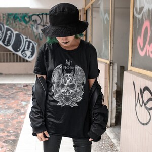 Goth Aesthetic Bat Skull Wordplay" BAT Vibes Only" Men Women Girl Boys ...