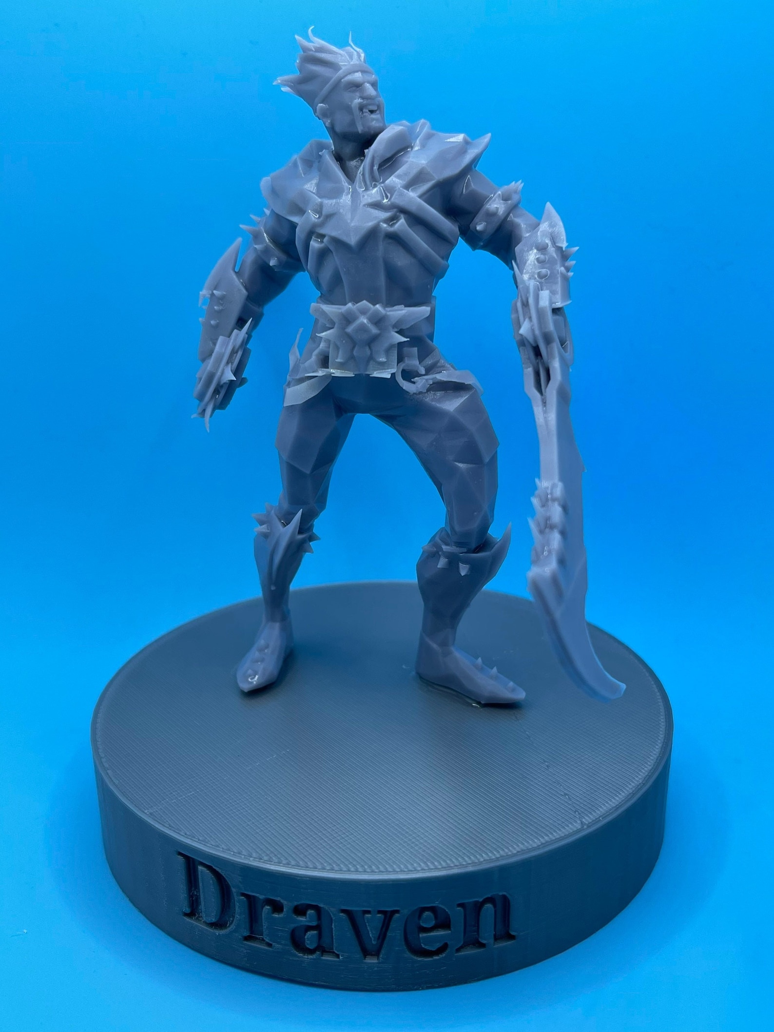 3D Printed Draven Figure League of Legends - Etsy Canada