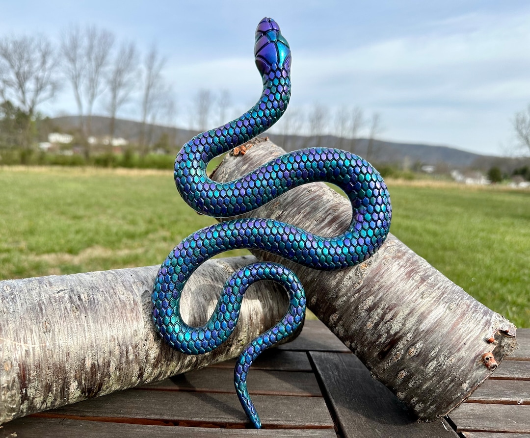 Realistic Snake Wall Art ~ Color-shifting Snake ~ Blue ~ Purple ~ Teal ...