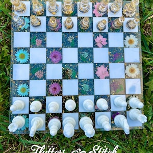 Pressed Flower Complete Chess Set: Pastel Floral Board With 32 Pearl ...