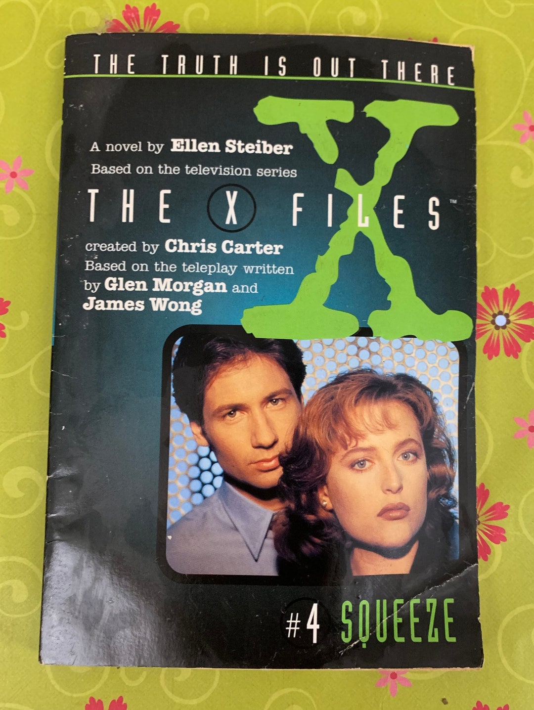 Vintage the Xfiles Book#4 Squeeze 90s Softcover Ellen Steiber - Etsy