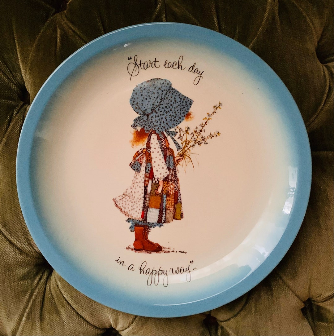 Vintage Holly Hobbie Collectible Plate 10 5 Start Each Day In A Happy