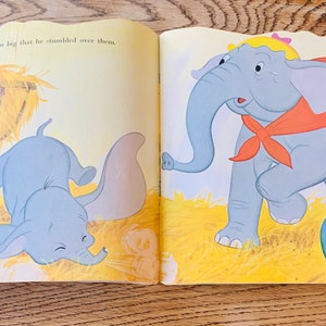 A Golden Super Shape Book Walt Disney’s Dumbo Softcover Vintage 70s ...