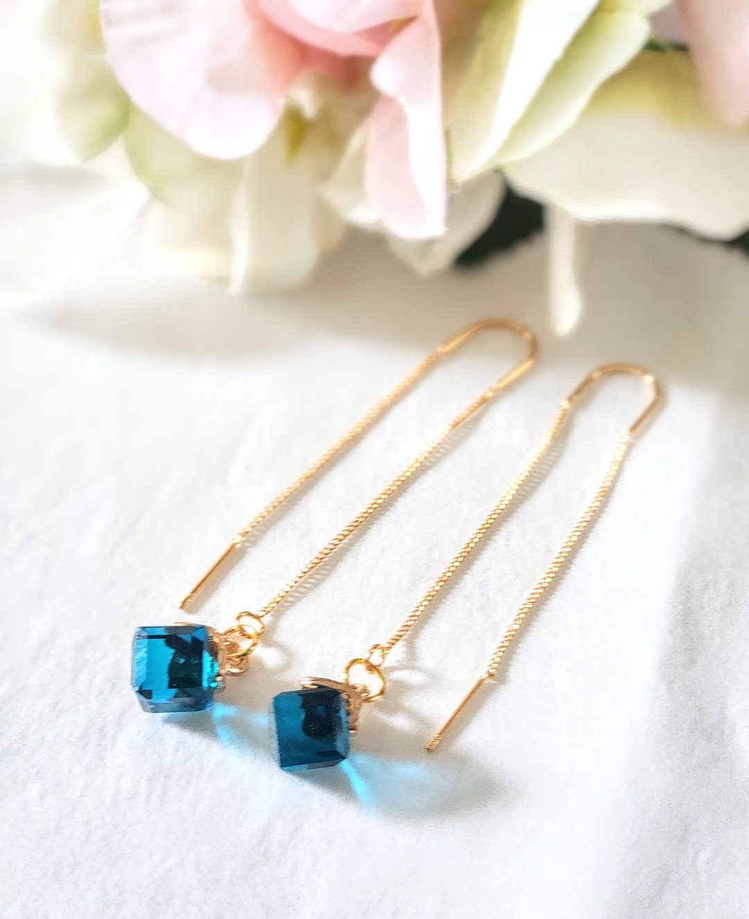 Minimalist Crystal Ear Threads in Gold - Chic and Elegant Dangle ...
