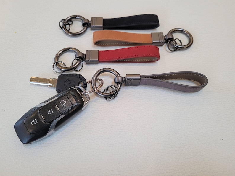 Luxury Real Leather Car Keychain, Leather Car Keyring, 7 Colours ...