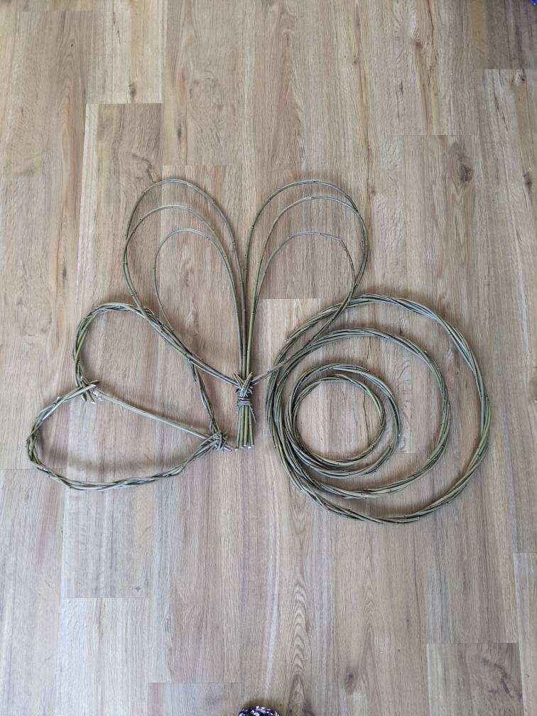 Thin Willow Wreath Base. Simple Plain Willow Hoop in Various Sizes ...