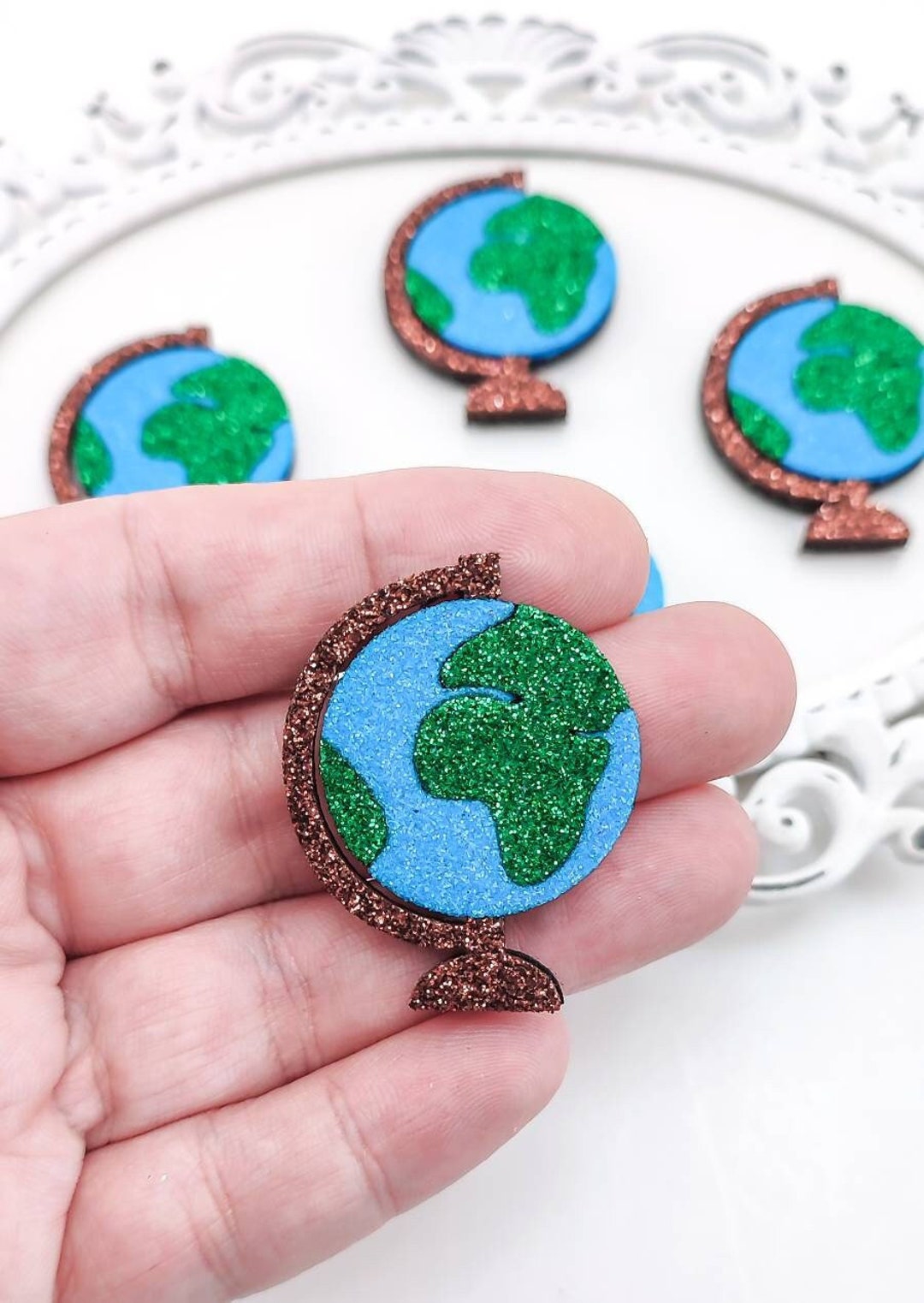 Glitter Earth Globe Feltie: DIY Craft Applique - Etsy