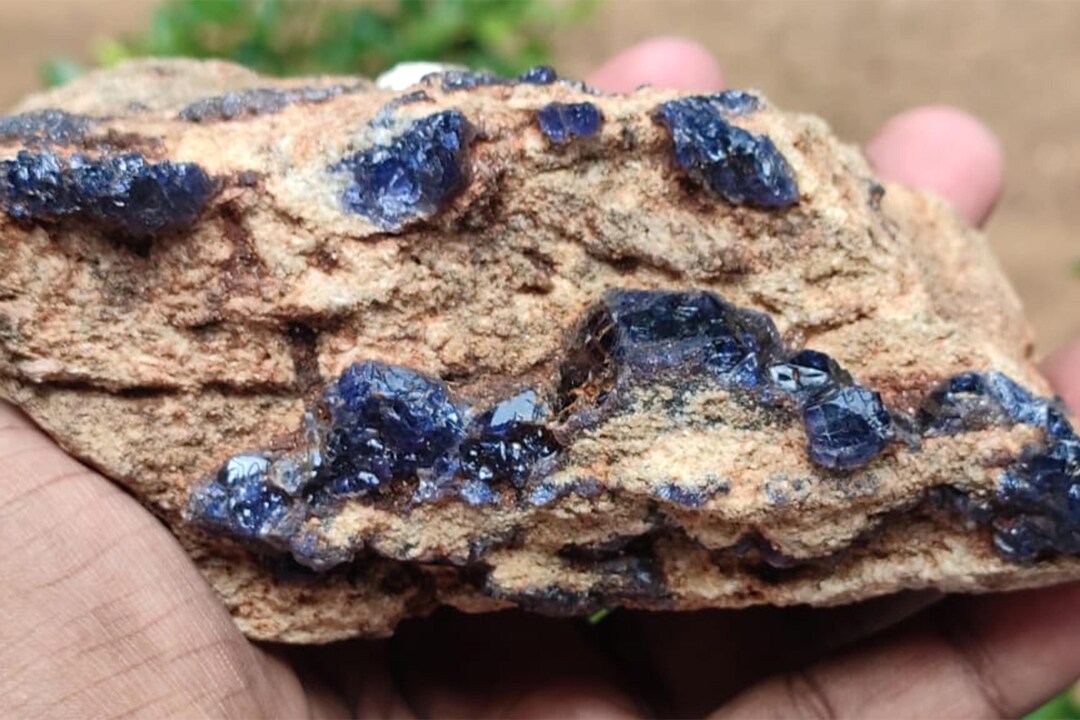 Cobalt Blue Spinel Chrystal 5000 Ct | Extremely Rare Gemstones | One of ...