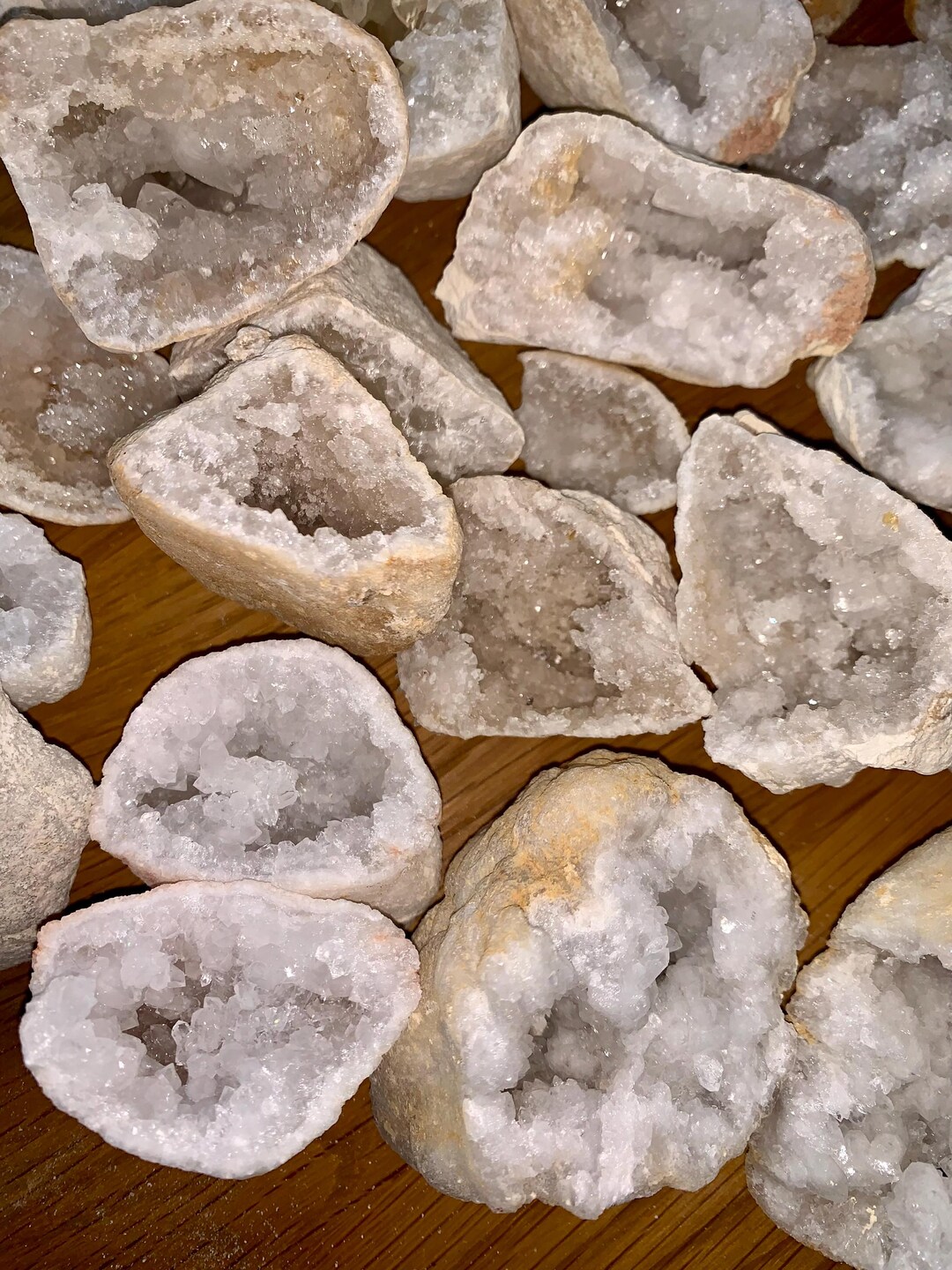 Quartz Crystal Geode Medium Complete, Whole Crystal Geode, Recharging ...