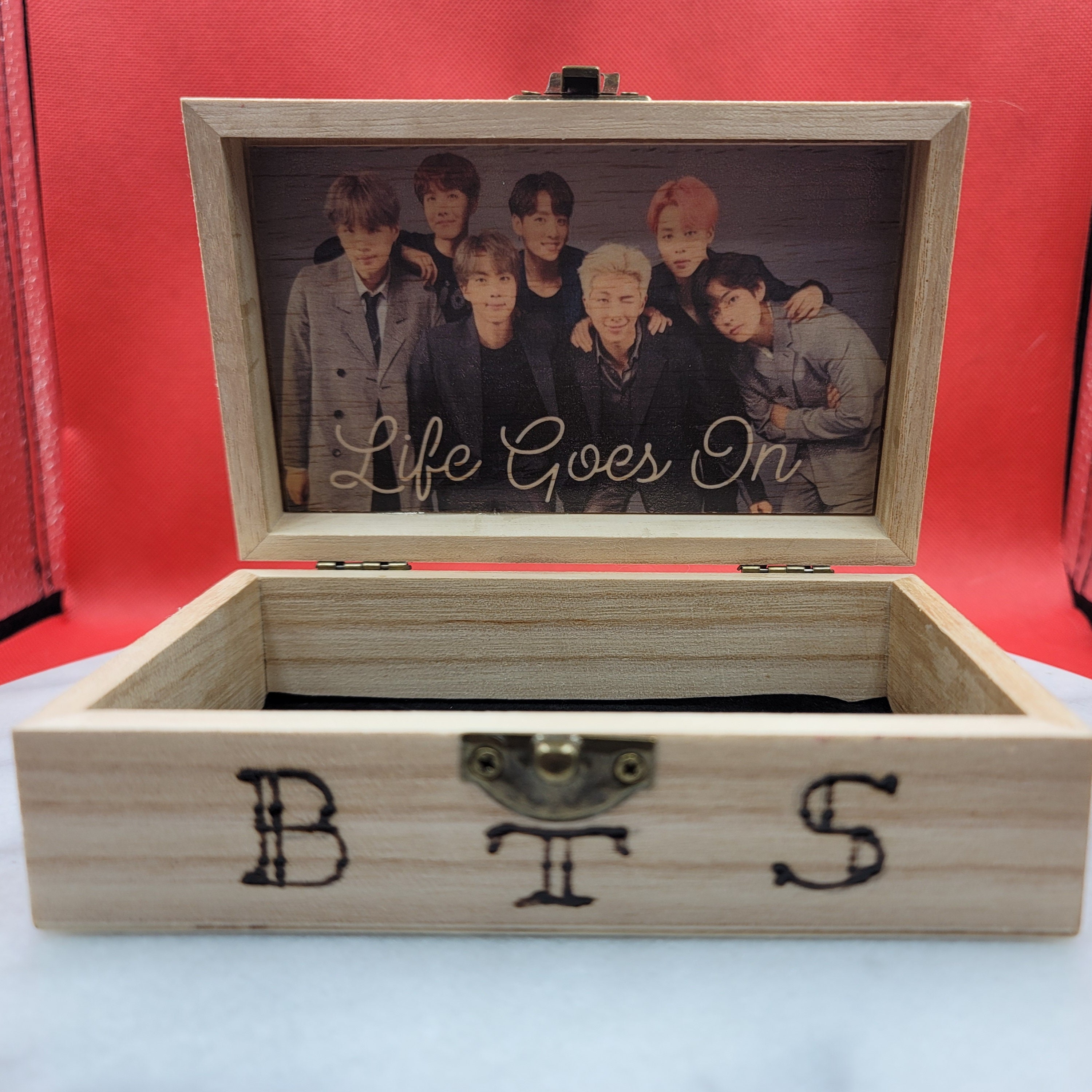 BTS Kpop Wooden Jewelry /trinkets Box - Etsy