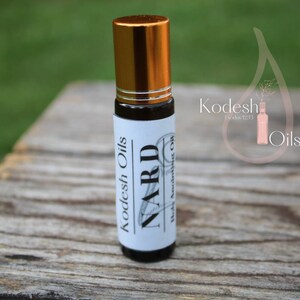 Spikenard / Nard Anointing Oil 10 Ml Roller Bottle Made With 100% Natural Essential Oils and ...