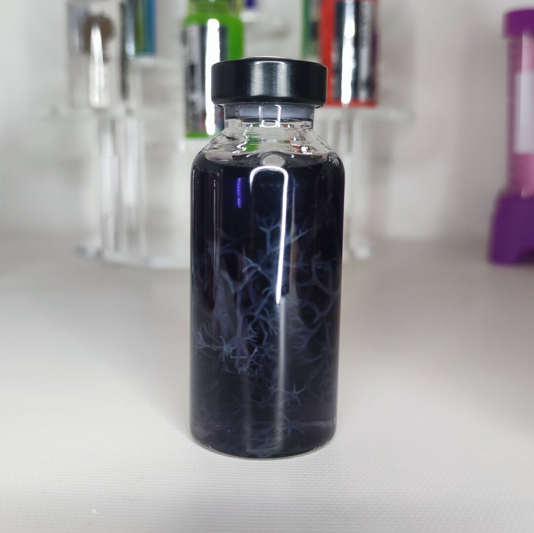 Resident Evil / Las Conexiones / Moho (variación Eveline) / Vial Prop ...