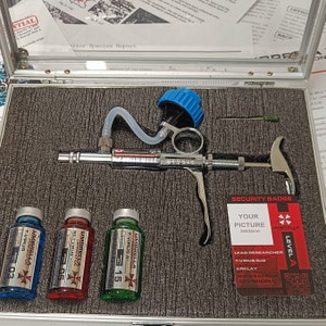 Resident Evil Umbrella Corporation Virus Injection Gun and Virus Set ...