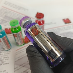 Final Fantasy VII Pack of 4 Vials -mako- Jenova Cells - Project S ...