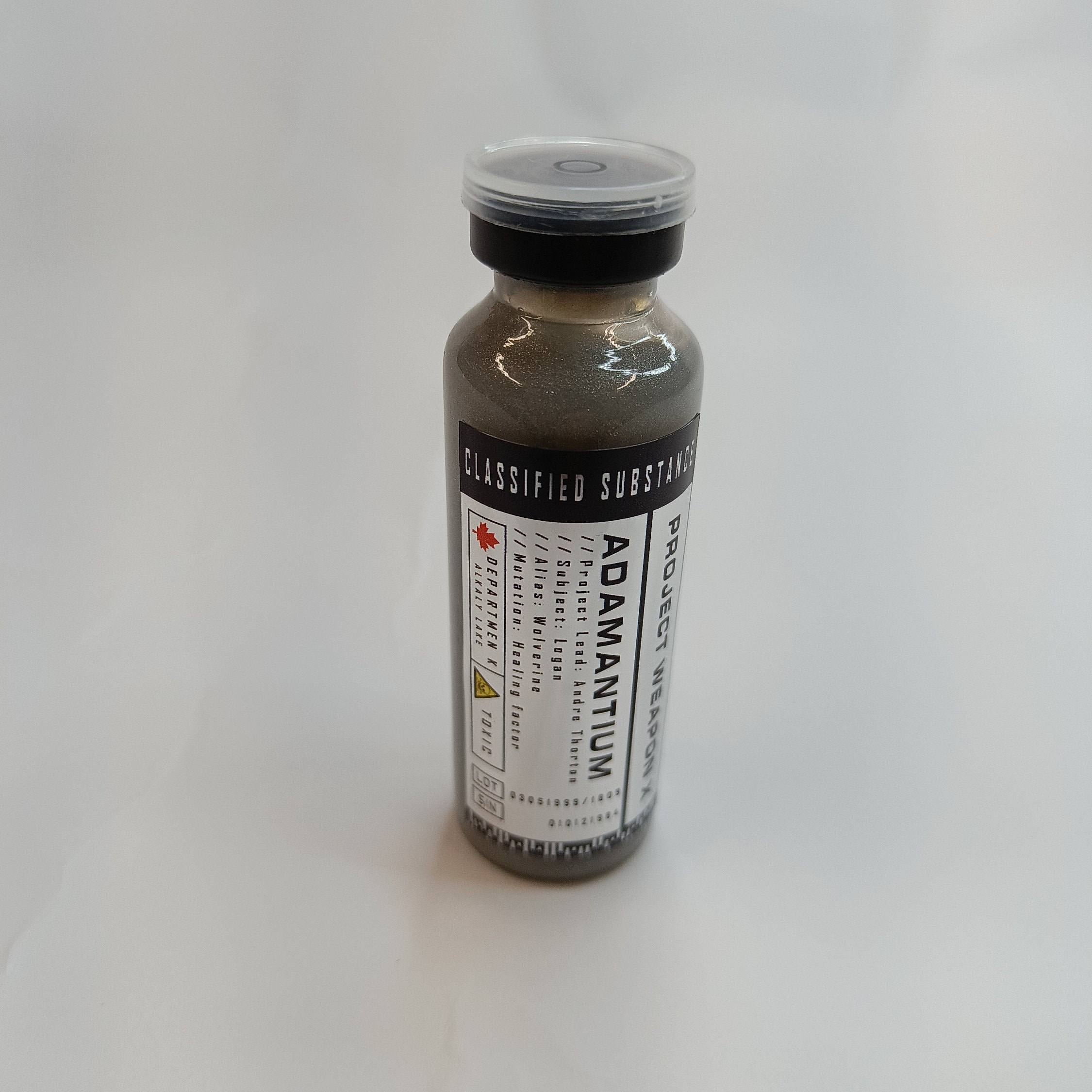 X-men Adamantium Vial Prop / Wolverine / Striker / Alkaly / X-23 ...