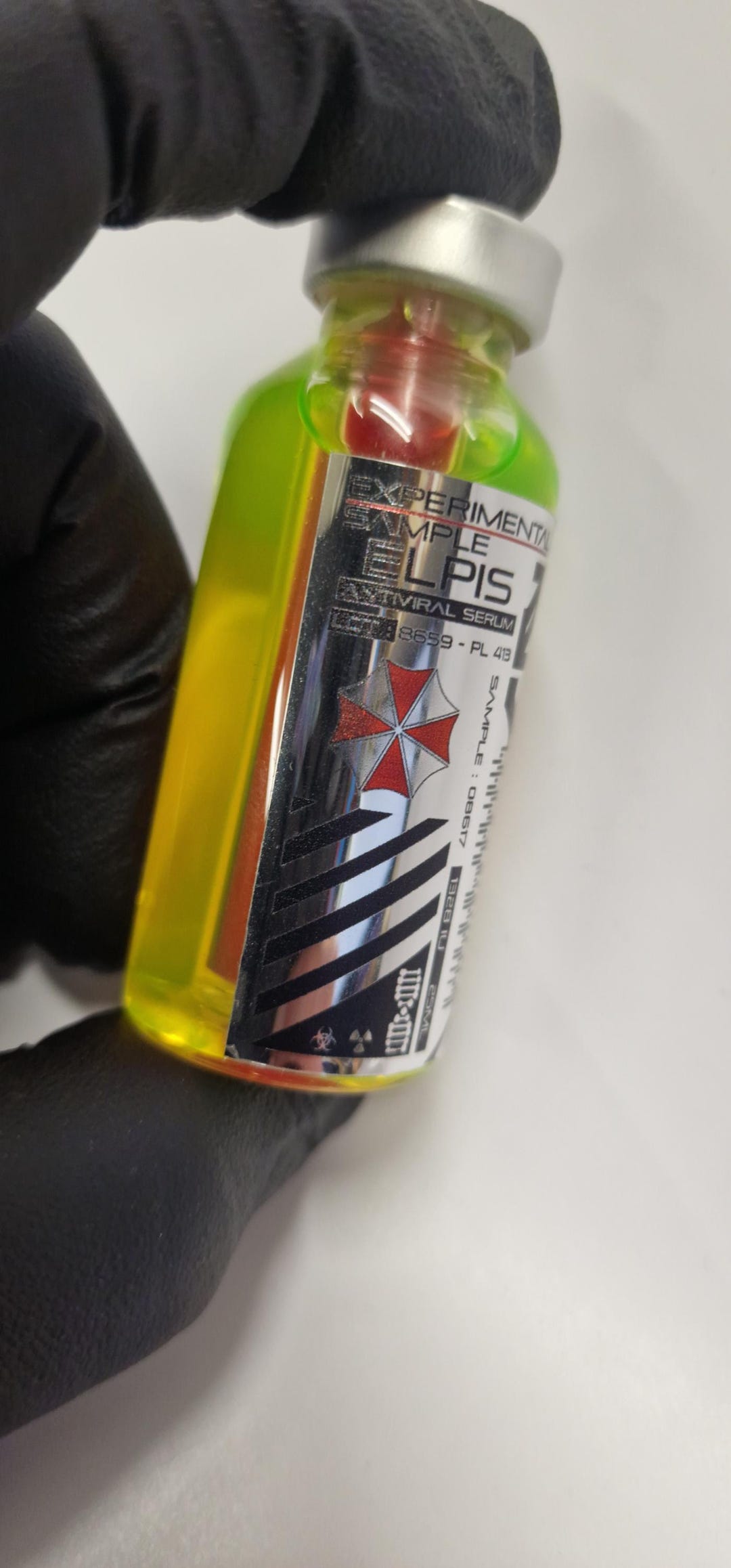 Resident Evil Requiem: Elpis Serum Vial Prop | Verzamelitem van ...