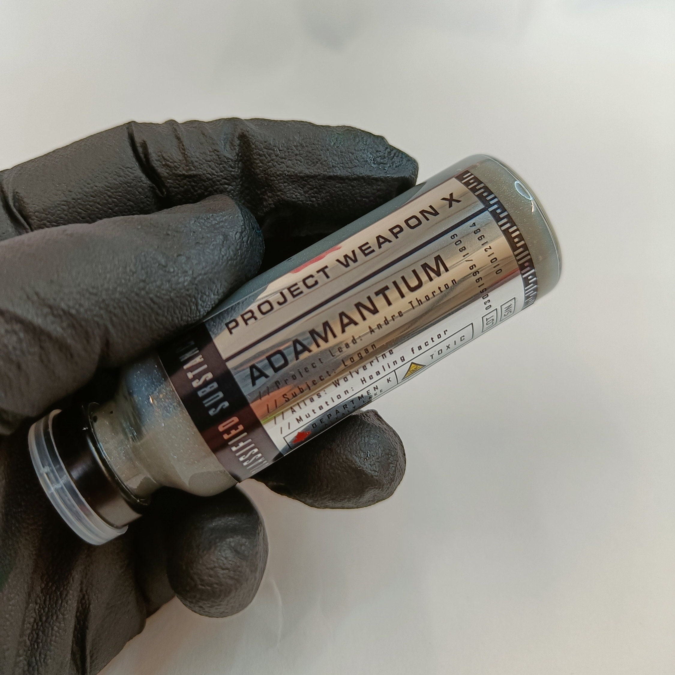 X-men Adamantium Vial Prop / Wolverine / Striker / Alkaly / X-23 ...