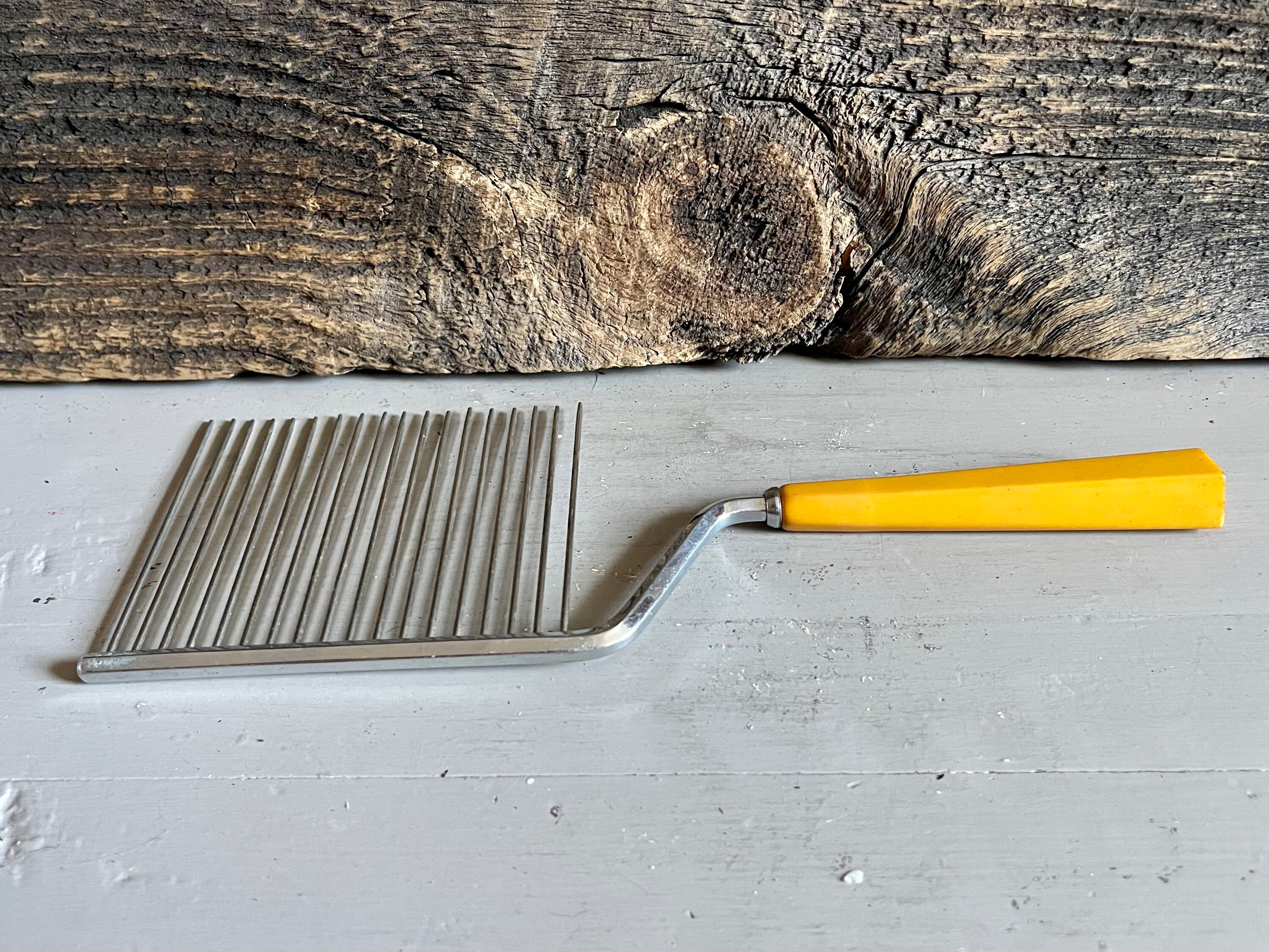 Vintage Schneider Toledo Bakelite Cake Slicer Yellow Cake - Etsy