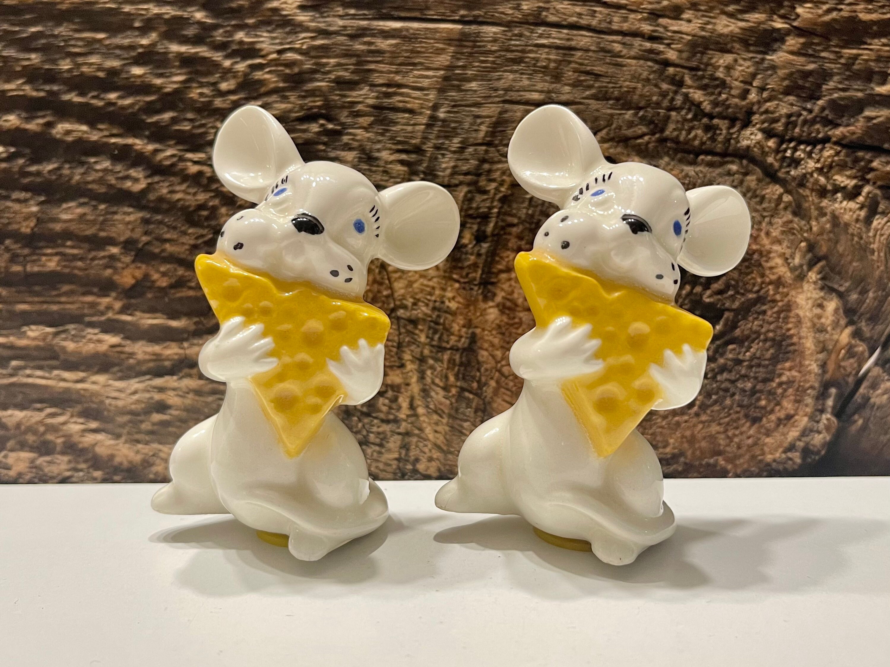 Vintage Atlantic Mold Mice Nibbling Cheese Shakers Vintage | Etsy