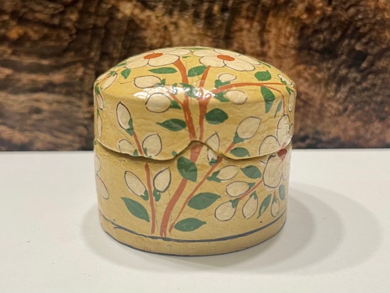 Vintage Paper Mache Floral Trinket Box, White Flower … - Gem