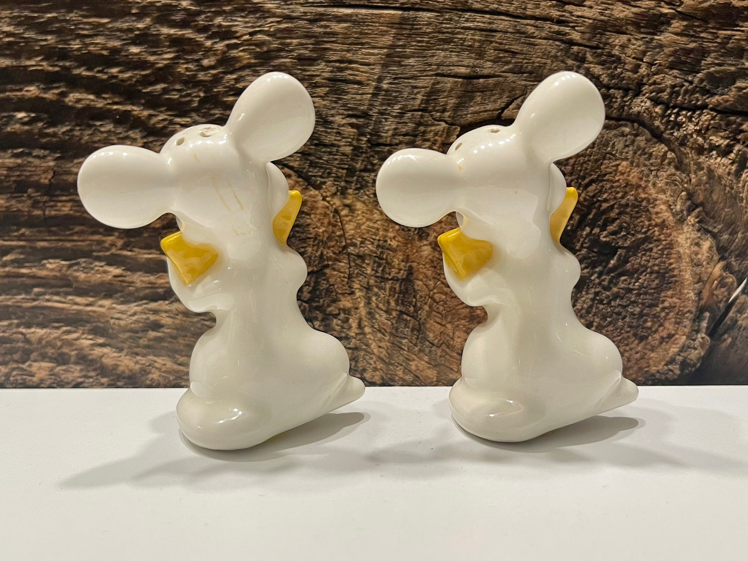 Vintage Atlantic Mold Mice Nibbling Cheese Shakers Vintage | Etsy