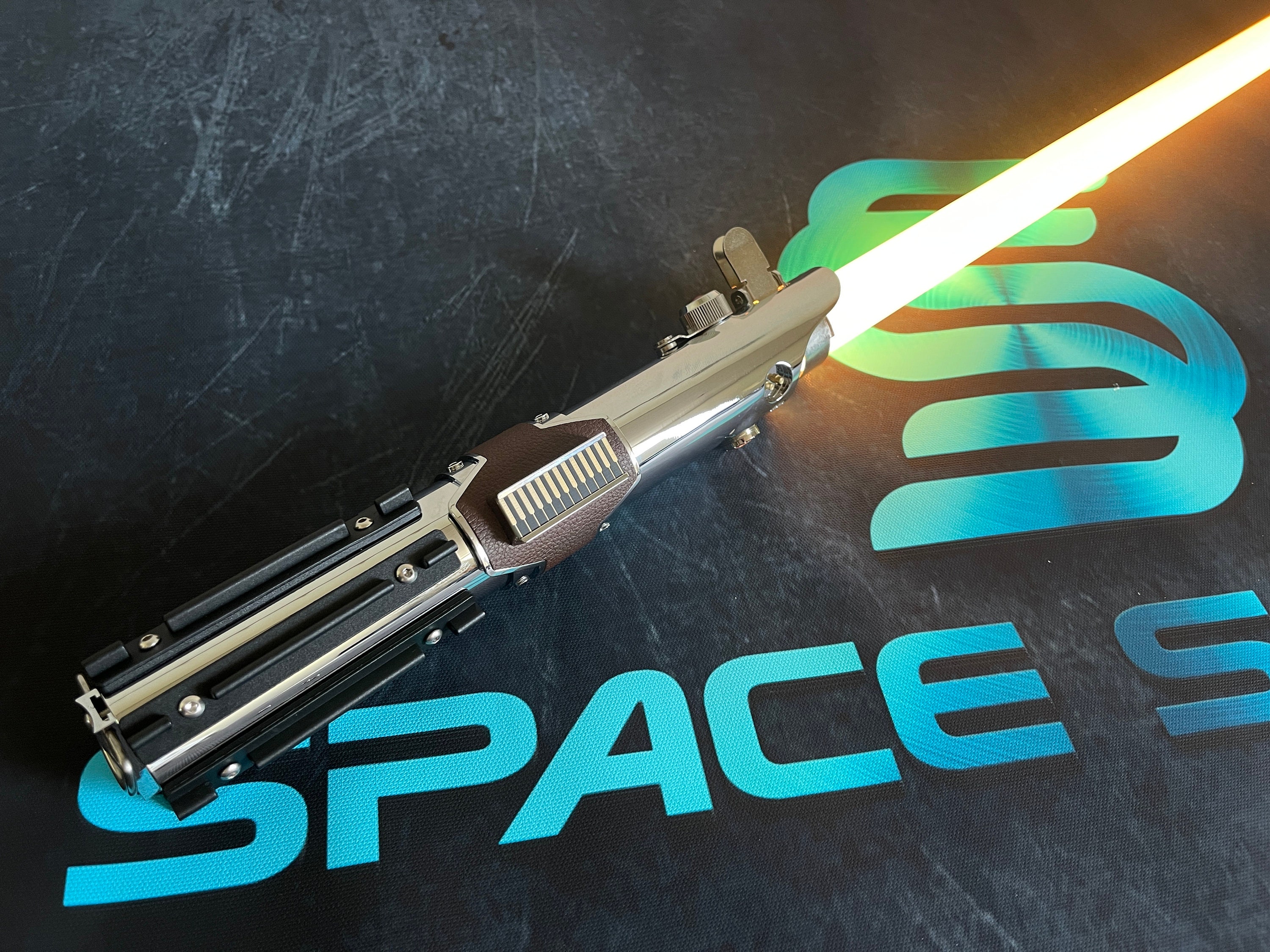 Rey's EP9 Graflex Star Wars Neopixel Lightsaber Xenopixel - Etsy Canada