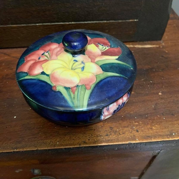 Queen Mary Pottery - Etsy