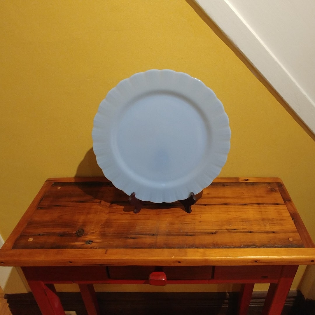 Vintage Art Deco Pyrex Delphite Blue Platter – 1930s Canadian ...