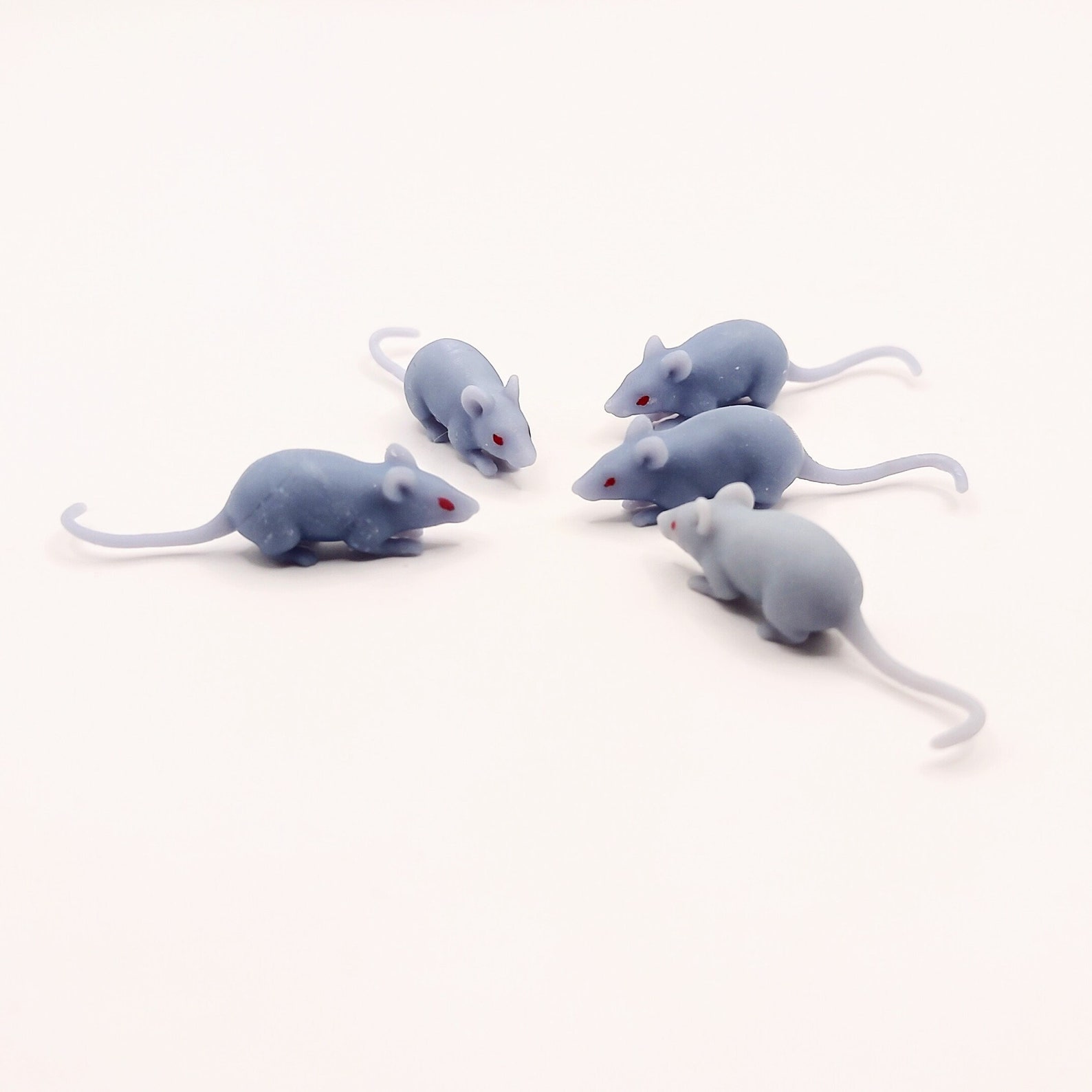 Miniature Rats 1:12 Scale Miniature Size for Horror Diorama, Dollhouse ... Miniature Rats 1:12 Scale Miniature Size for Horror Diorama, Dollhouse ...