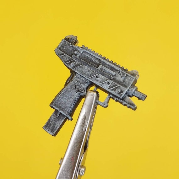Micro Uzi Submachine Gun