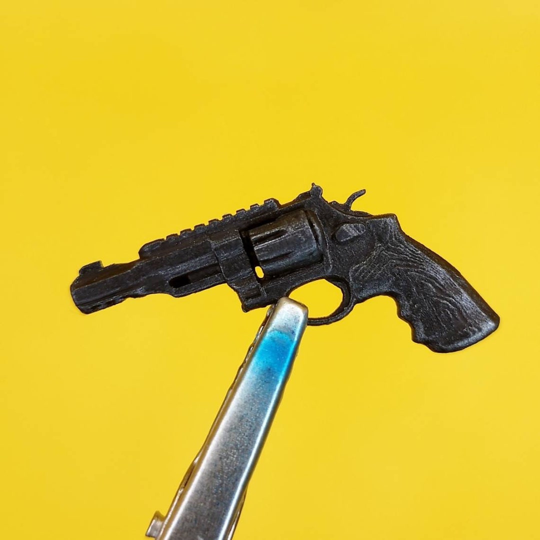 R8 Revolver 1:12 Miniature Gun for Use for 6 Inch Scale Action Figures ...