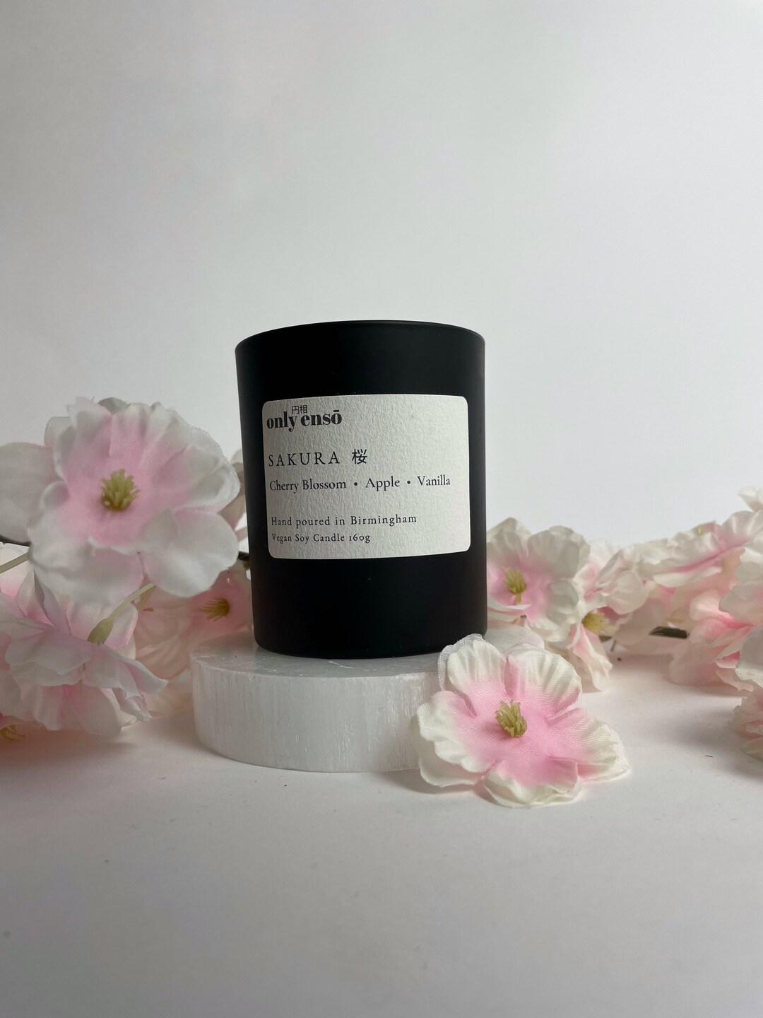 Sakura Candle: Cherry Blossom, Apple & Jasmine Scented Soy Wax Candle ...