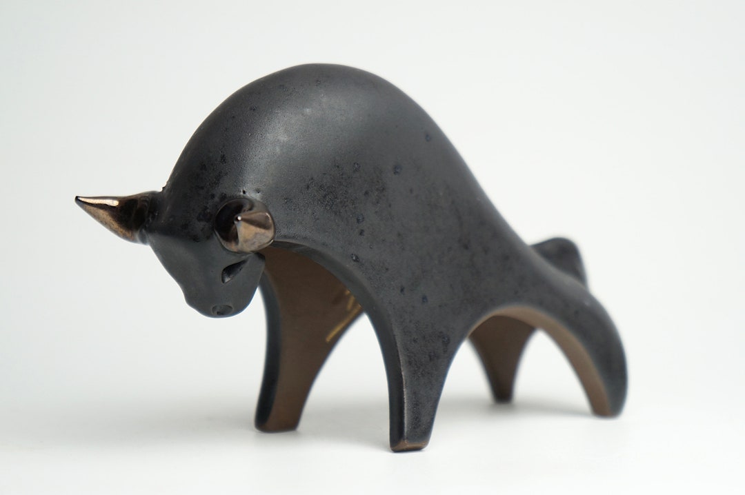 Ceramic Bull Sculpture, Unique Hand Made Gift, Minimalist Animal ...