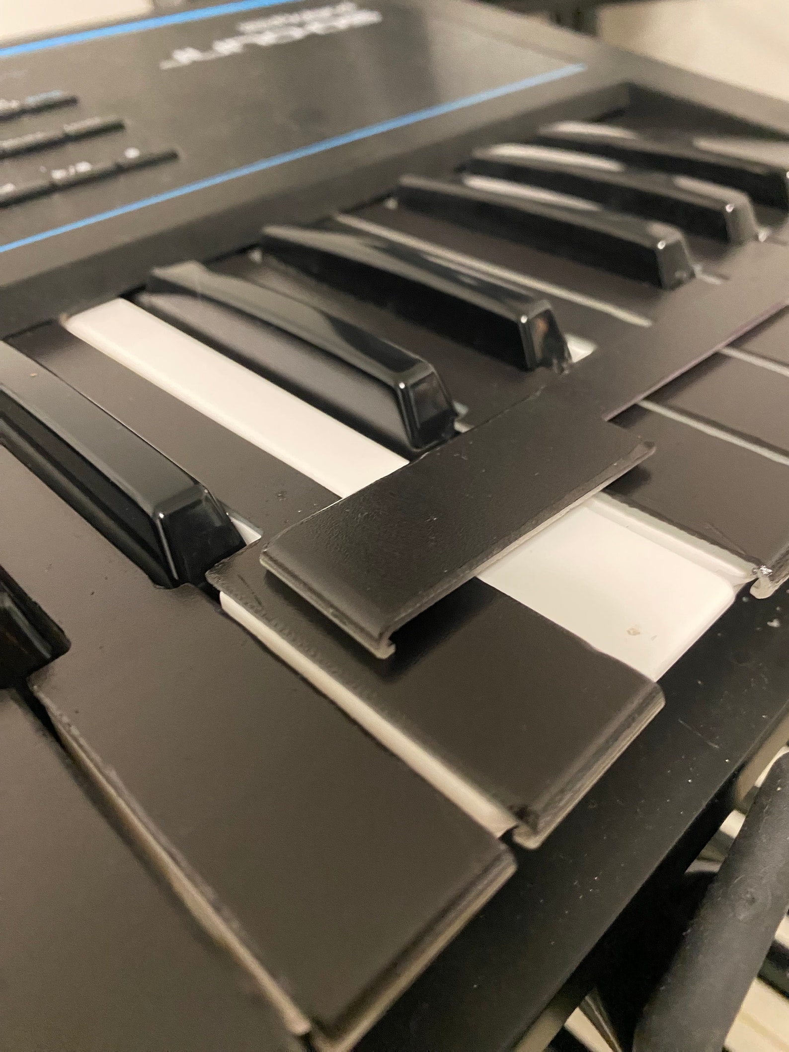 U-KEYS® - Branded Keys, Overlays Cover All White Keys, Fits on a 61 Key ...