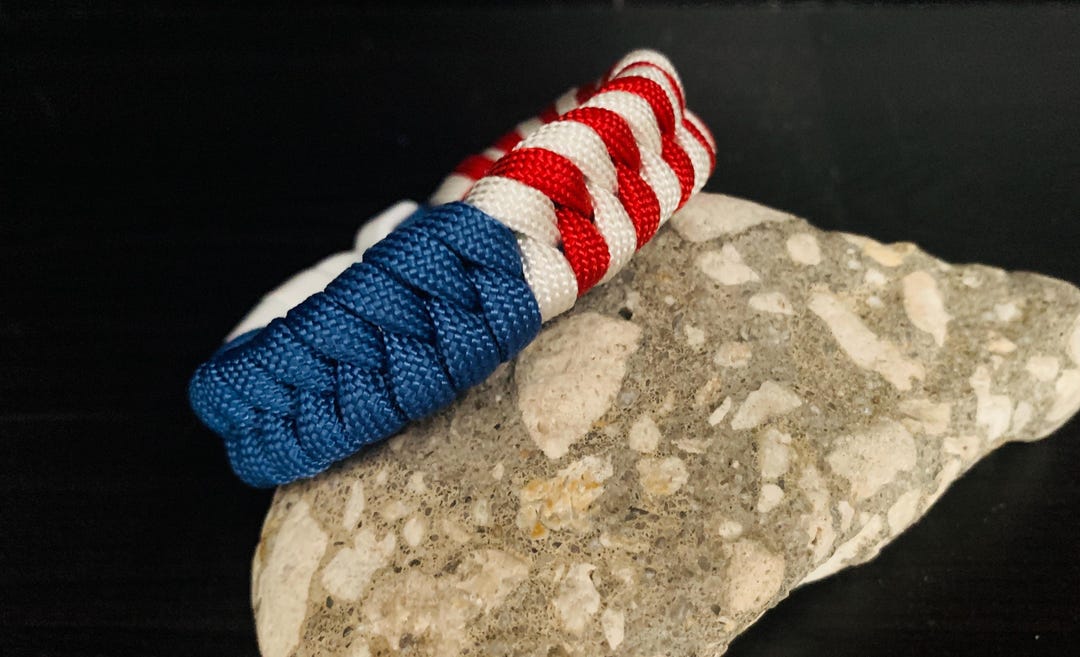 New Vintage Style American Flag Paracord Bracelet (new Design) - Etsy