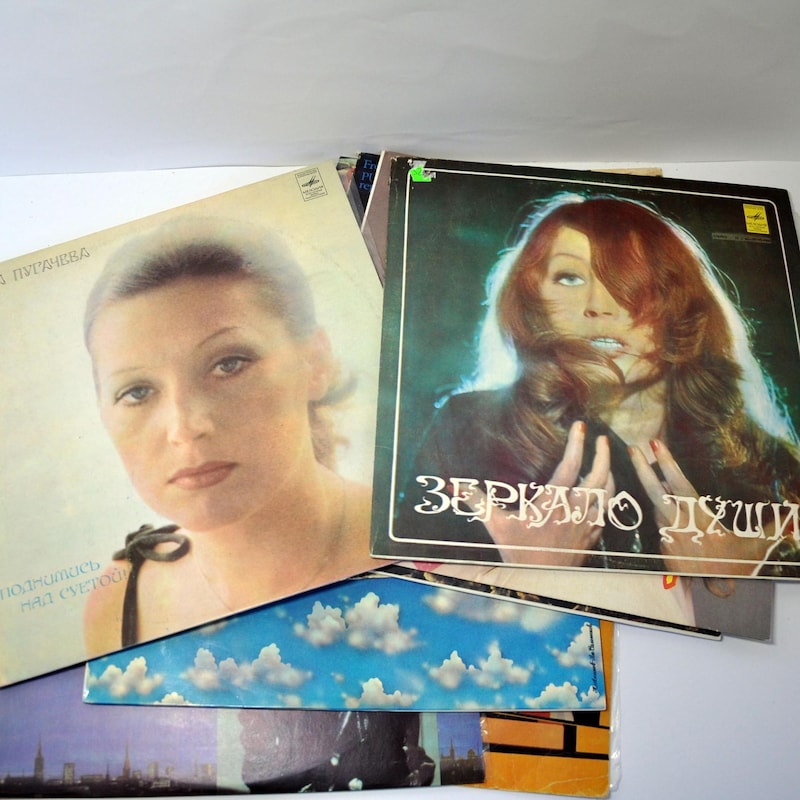 Old Vinyl Russian - Etsy UK