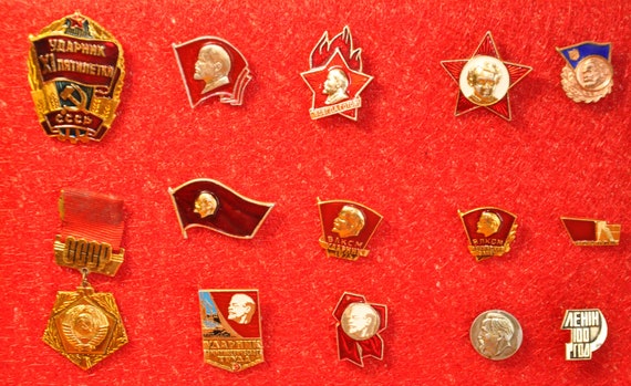 Vintage Soviet Badges, 1970s - Gem