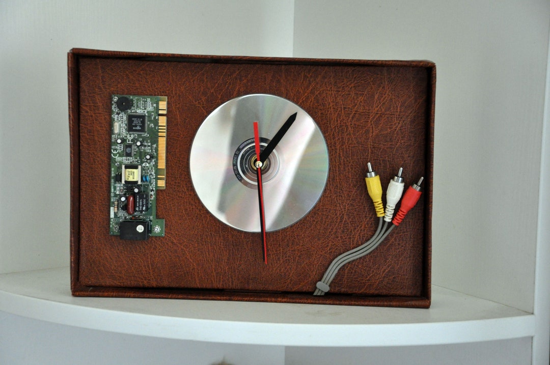 Handmade Table Computer Clock - Etsy