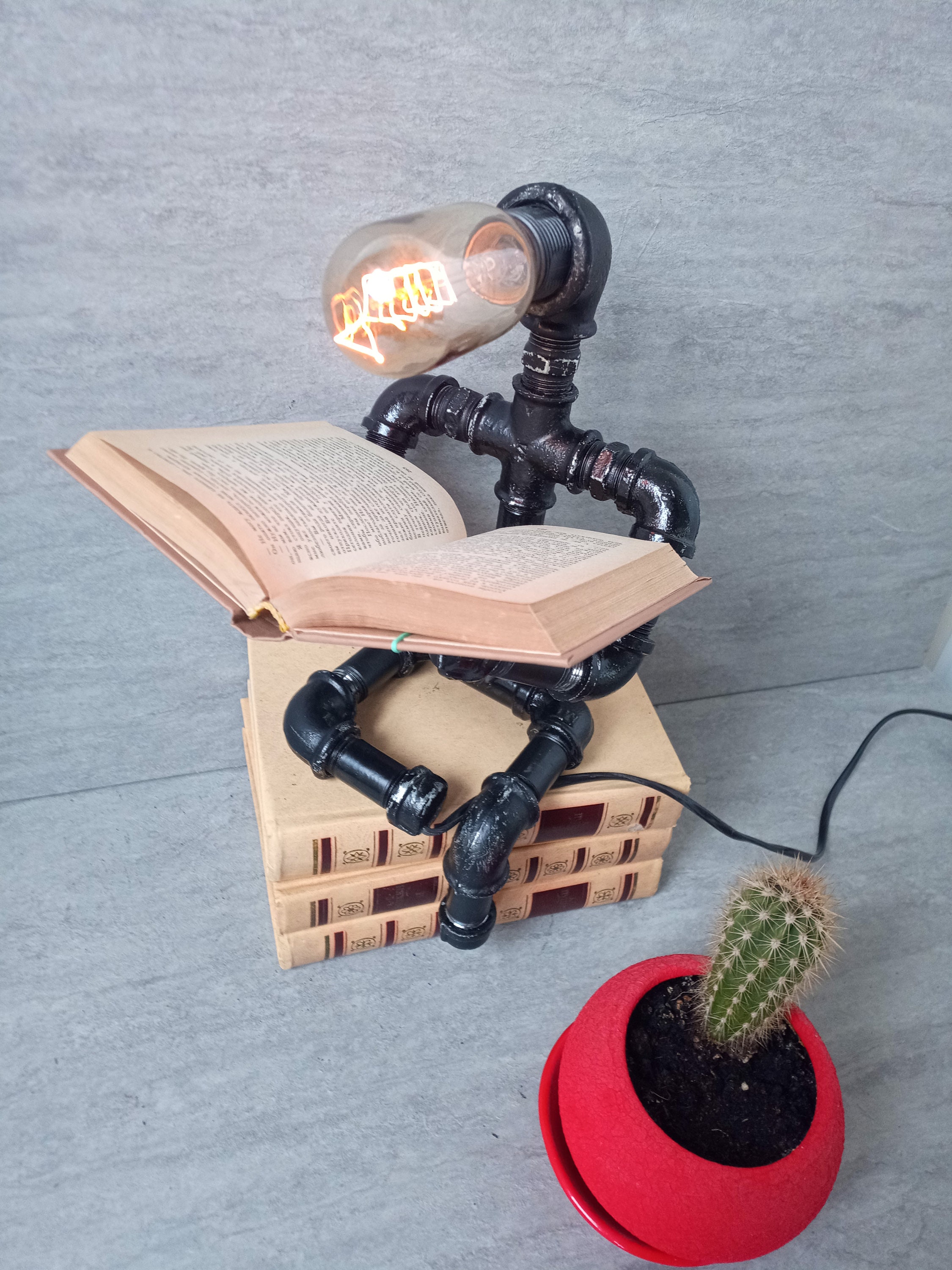 PipeMan Desk Lamp-Robot Lamp-Home decor-Gift for him-Edison | Etsy