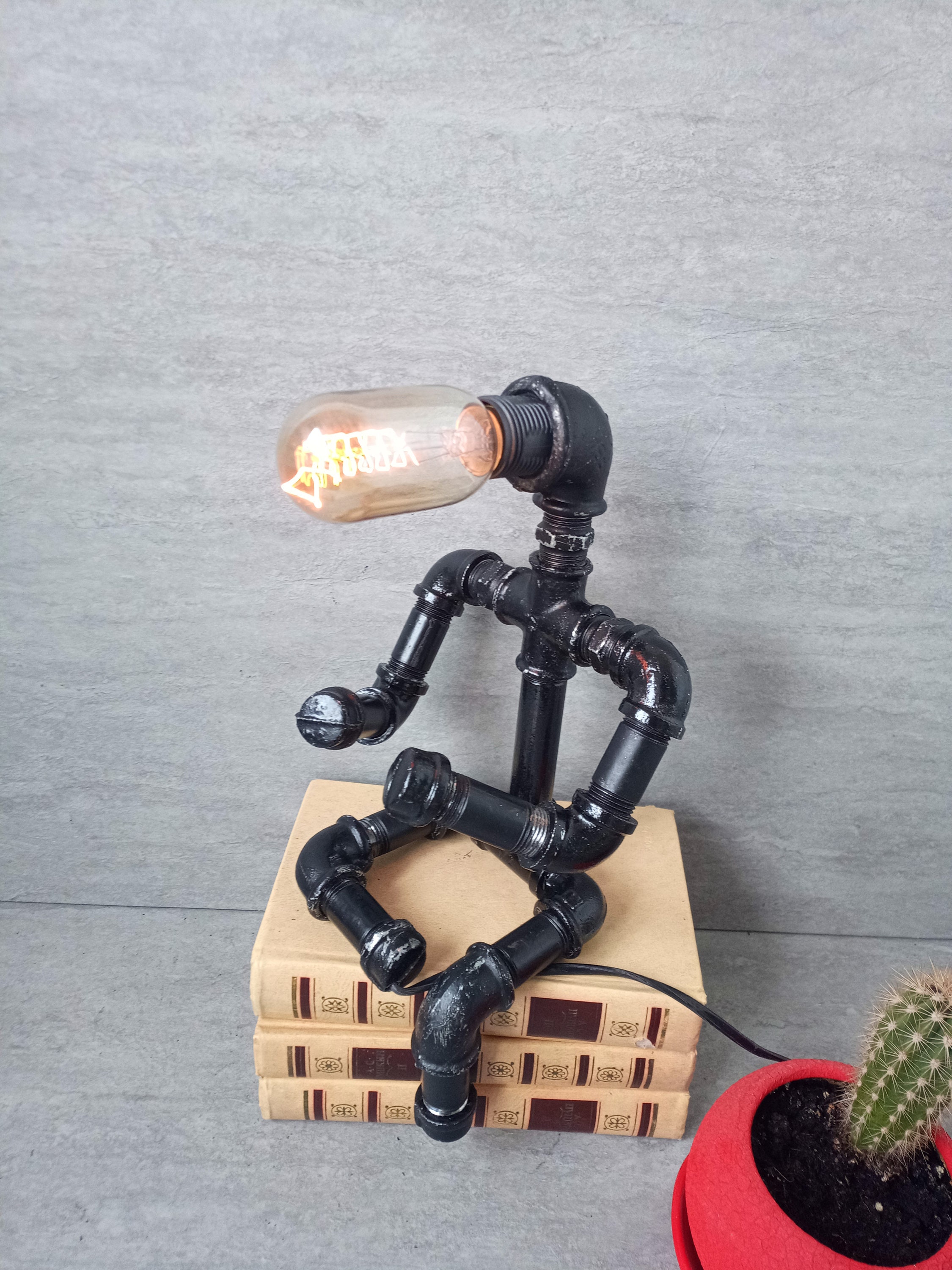 PipeMan Desk Lamp-Robot Lamp-Home decor-Gift for him-Edison | Etsy