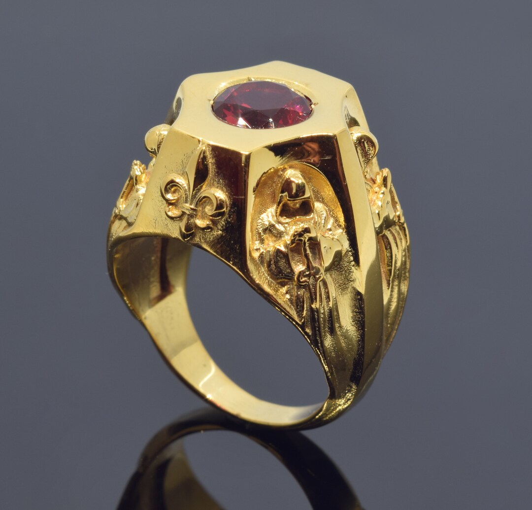Templar Valor Garnet Signet Ring: Sterling Silver Knightly Emblem of ...