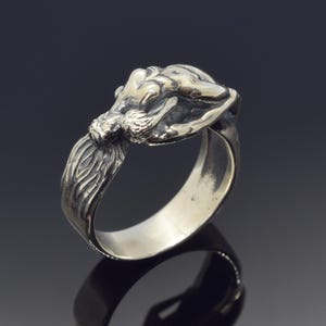 Romantic Couple Embrace Silver Ring, Lovers Kissing Sculptural Handmade ...