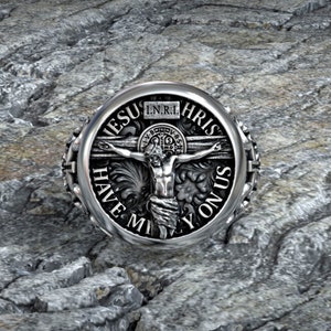 Jesus Christ Crucifixion Signet Ring, Catholic Cross Ring Catholic ...