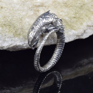 Handcrafted Silver Giger-inspired Alien Newborn Ring Chestburster ...