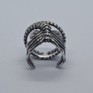 Handcrafted Silver Alien Facehugger Ring - Unique Sci-fi Collector's ...