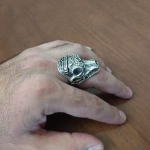 Morior Invictus Deacon Mongrels Skull Dog Ring, Morior Invictus Ring ...