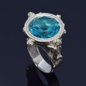 Ring of Playing Angels, Blue Topaz Signet Ring, Blue Birthstone Ring - Etsy